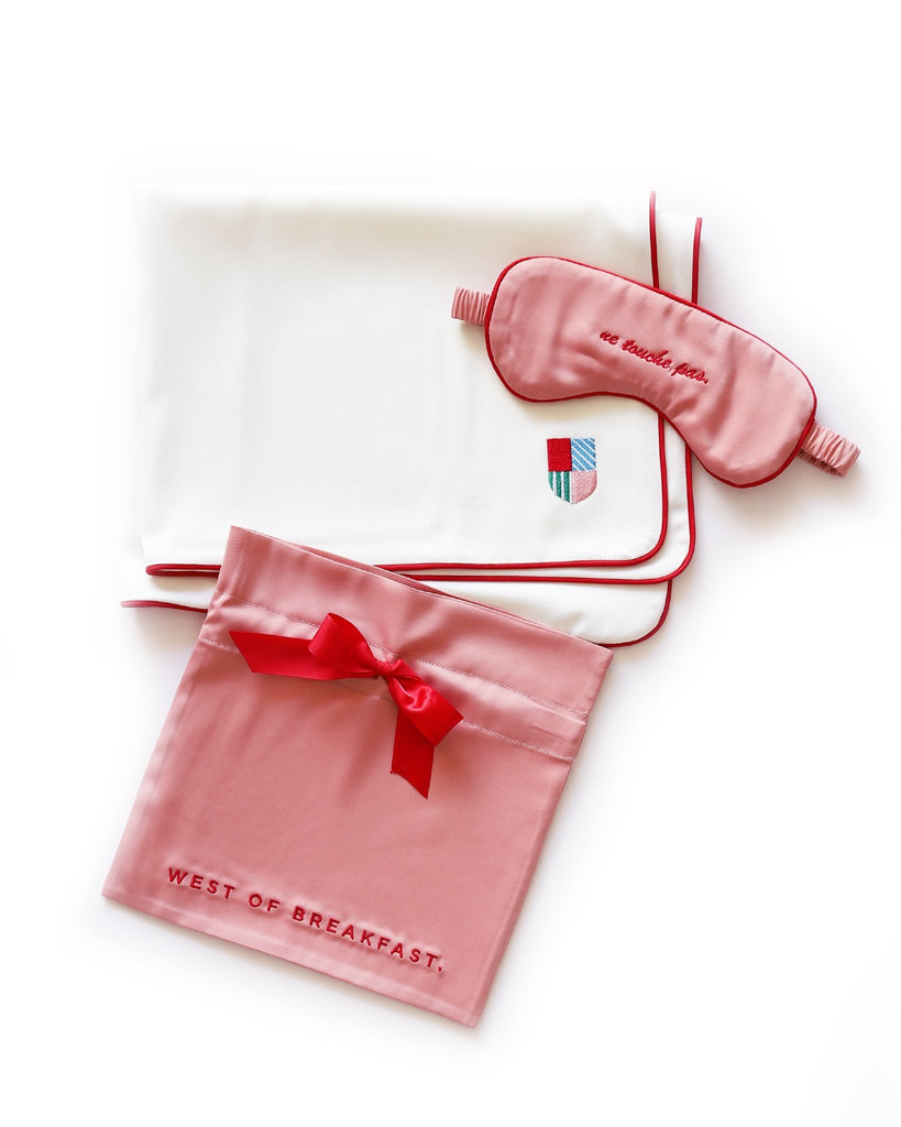 The Sleep Kit in "Ne Touche Pas". – West of Breakfast